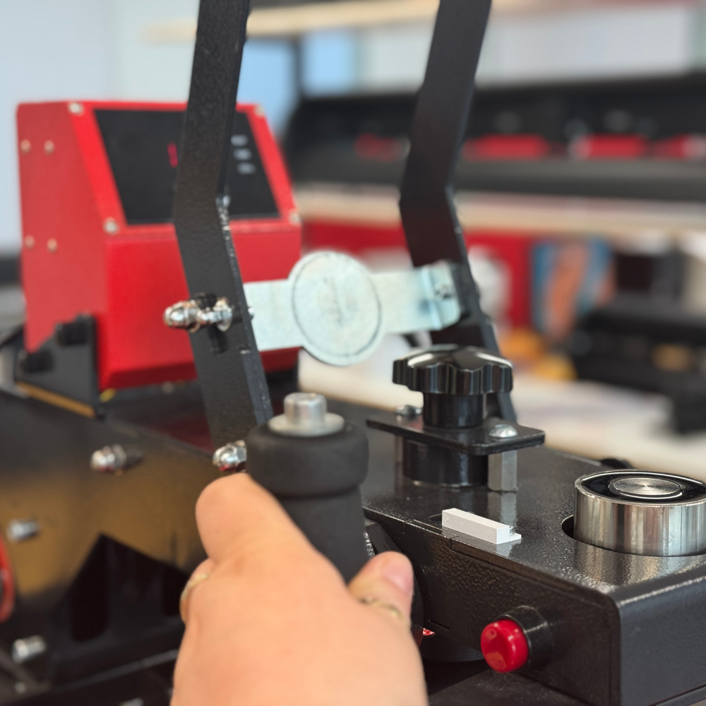 Double plate presses for efficient production - Buy now at Secabo